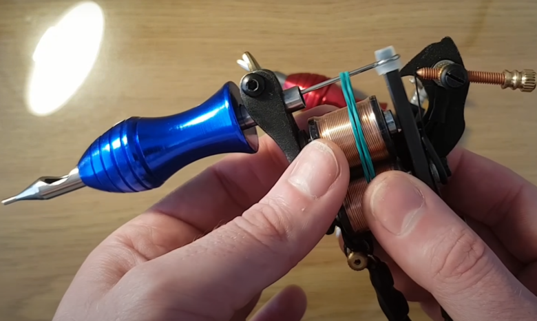 How to Use a Tattoo Gun? - TattooProfy
